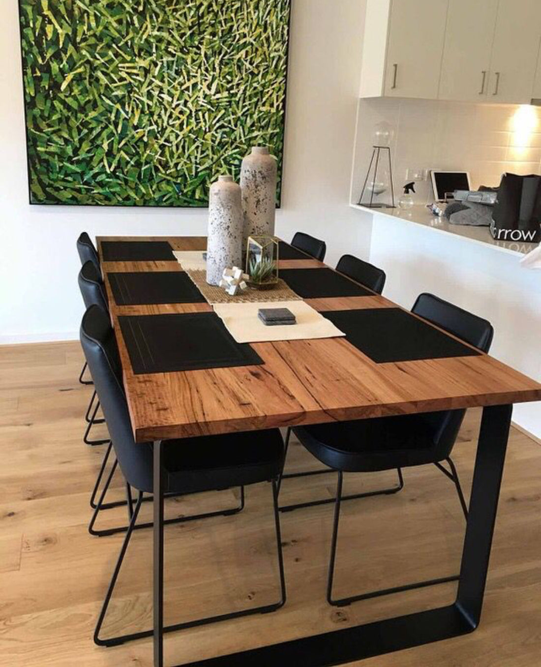How to Style a Timber Dining Table: Tips for a Stunning Dining Room ...